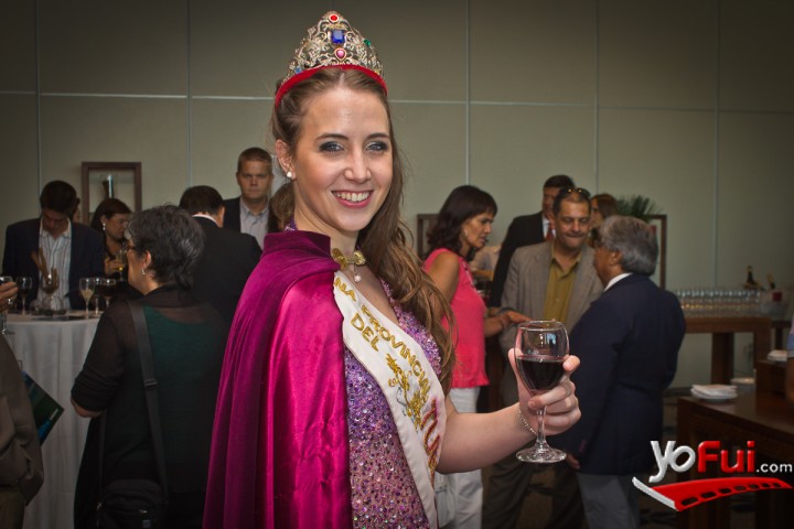 JULIETA BARROSO FUE CORONADA COMO REINA DE LOS COMPARTOS | Radio FM ...