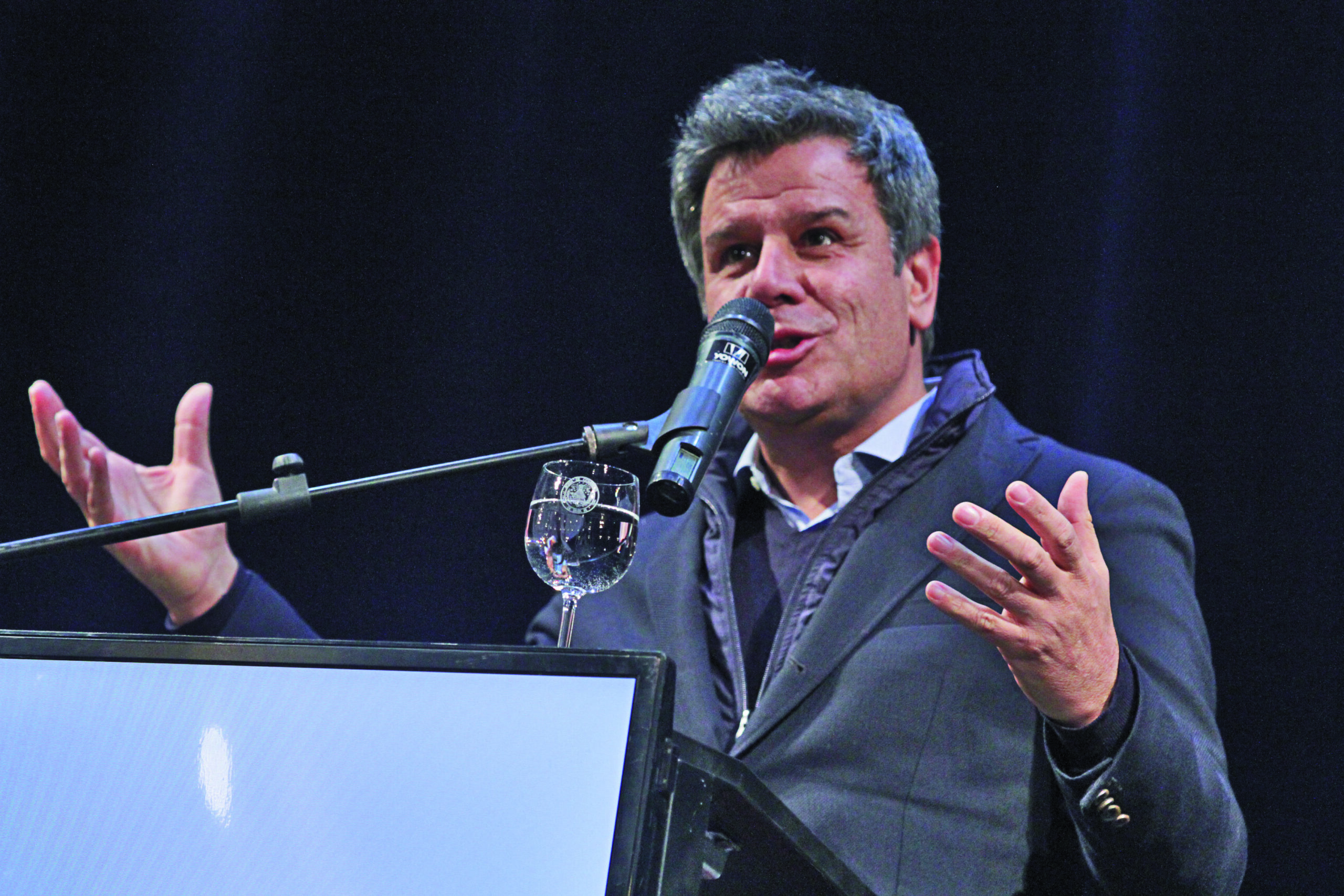 FACUNDO MANES EN GENERAL ALVEAR | Radio FM Viñas 96.3
