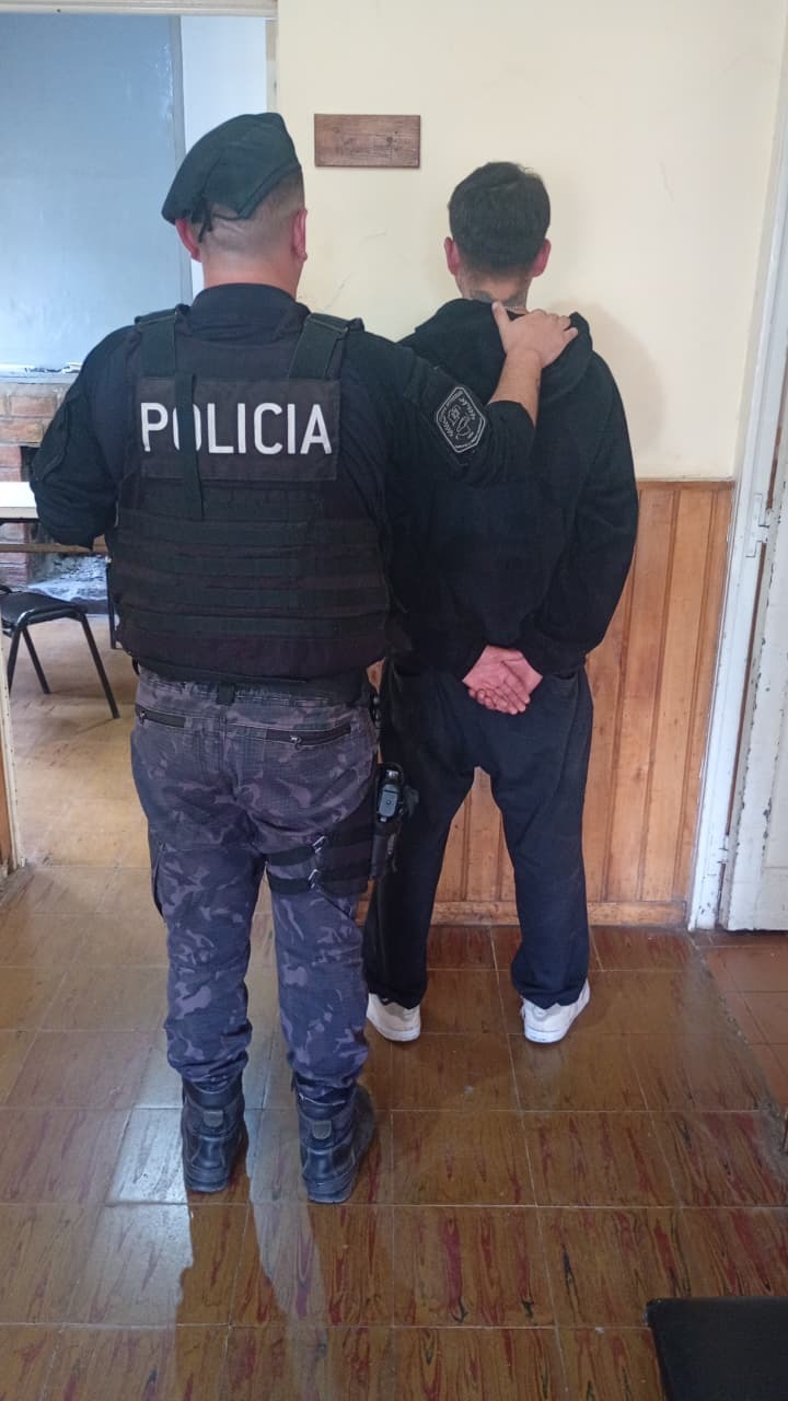 UN PROCEDIMIENTO POLICIAL PERMITIÓ RECUPERAR UNA MOTOCICLETA CON PEDIDO ...